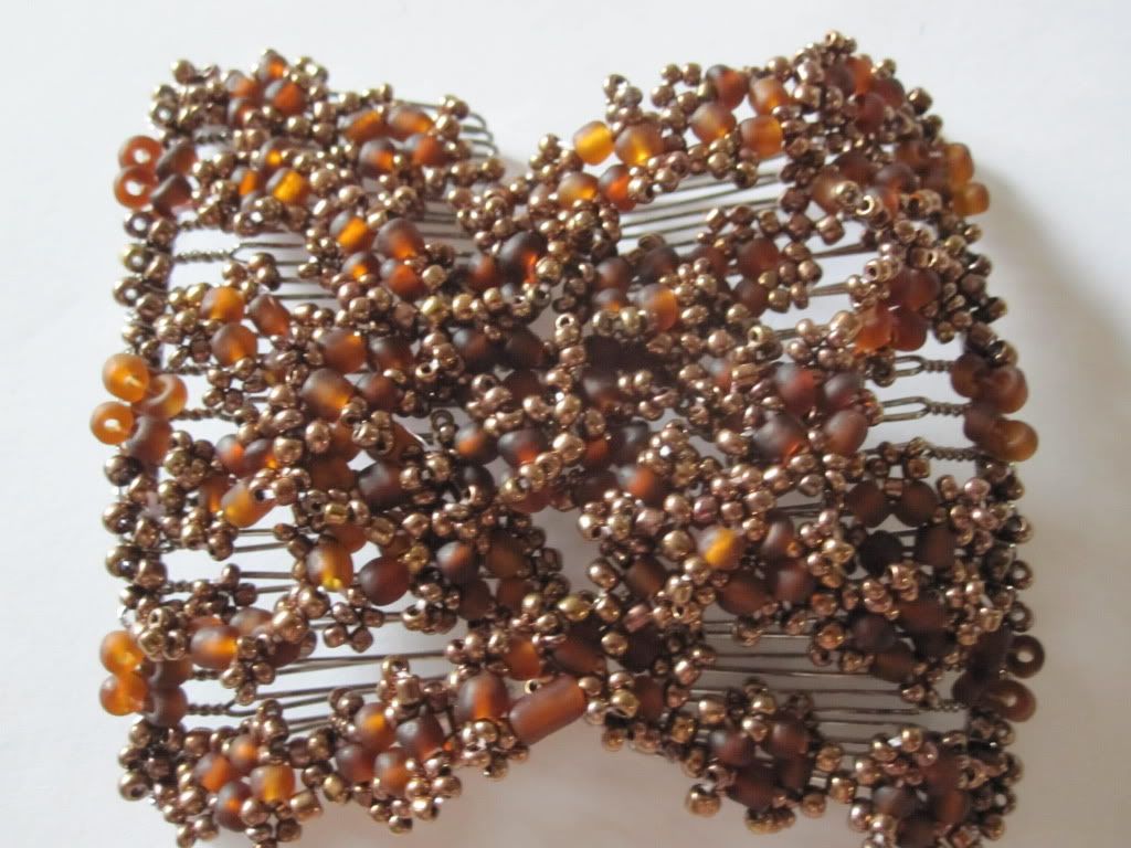 EZ COMBS-STUNNING MULTI COLOR STRETCHY BEADED DOUBLE HAIR COMB CLIPS ...